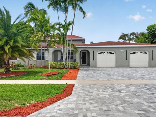 10941 Granite St, Boca Raton, FL 33428