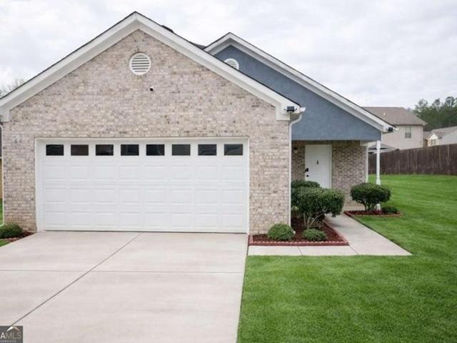 10941 Station Dr, Hampton, GA 30228