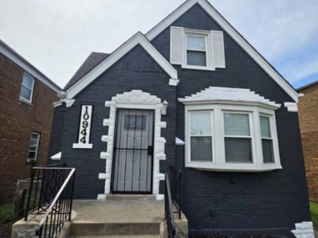 10944 S Wallace St, Chicago, IL 60628