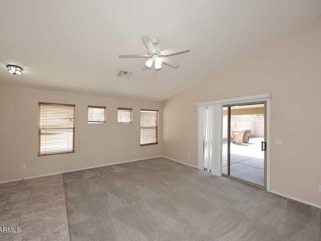 10945 W LOMA Lane