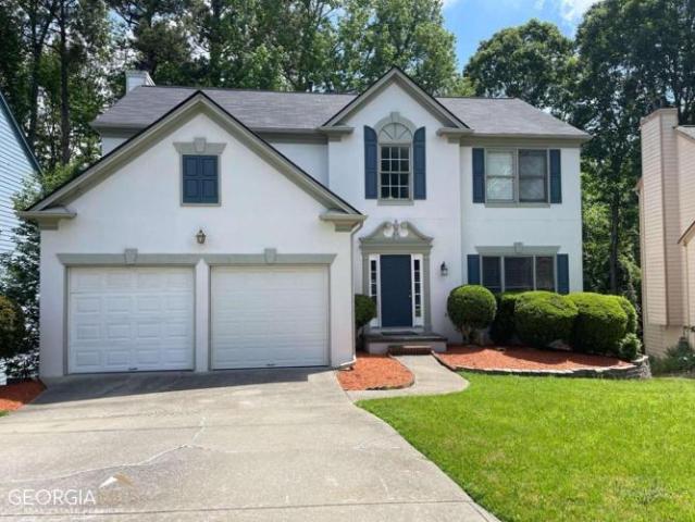 10945 Glenbarr Dr, Johns Creek, GA 30097
