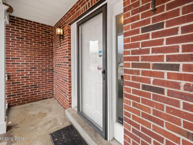 10945 Symington Cir