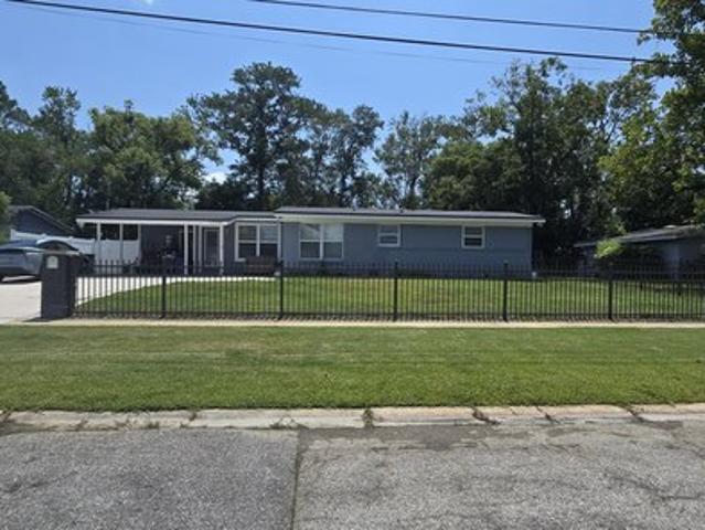 10948 Indies Dr S, Jacksonville, FL 32246