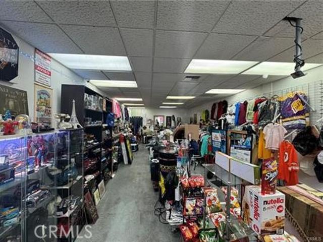 10949 Main St