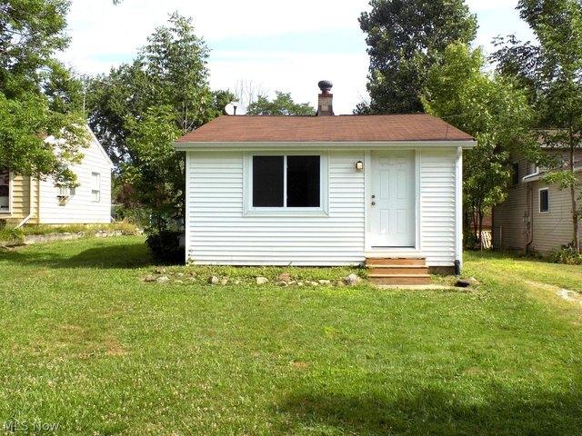 1094 Moneta Ave, Aurora, OH 44202