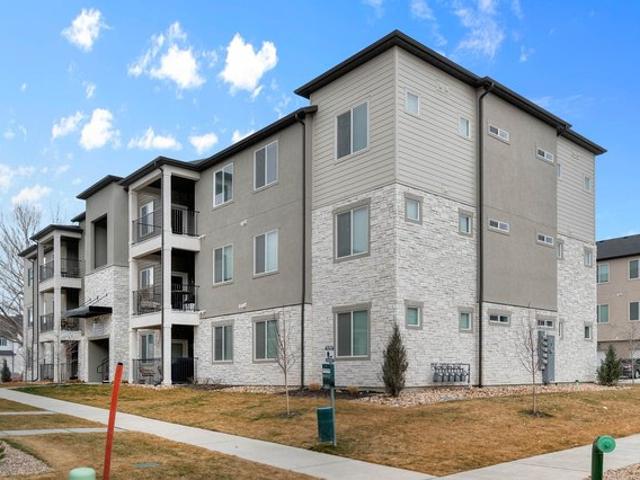 1094 N 3980 W Unit 303, Lehi, UT 84048