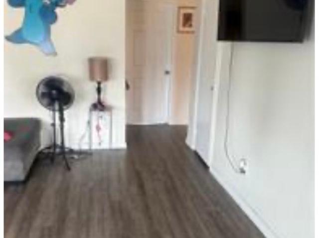 1094 N Verde Avenue C