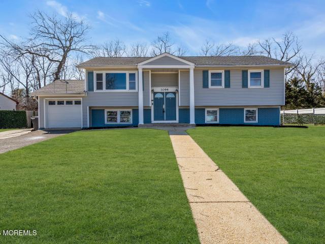 1094 June Ct, Toms River, NJ 08753 | MLS #22606 | Compass