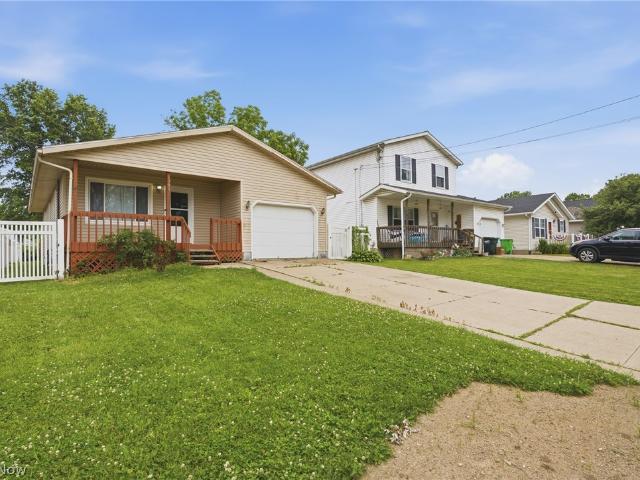 1094 Stratford Street