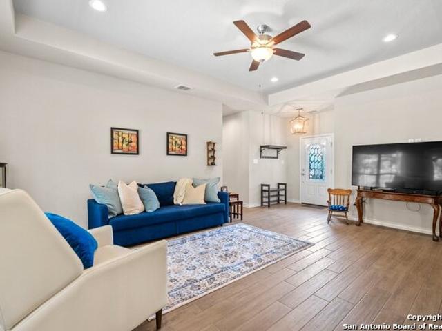 1094 Whispering Hills