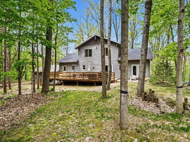 10953 Red Bud Trail