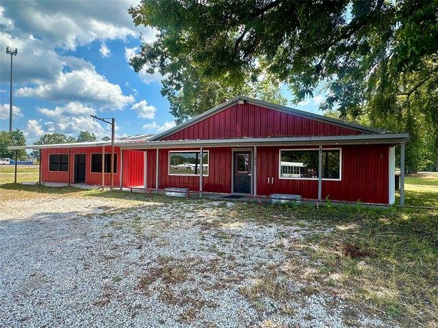 10950 Highway 150, Shepherd, TX 77371