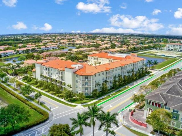10950 NW 82nd St #413, Doral, FL 33178