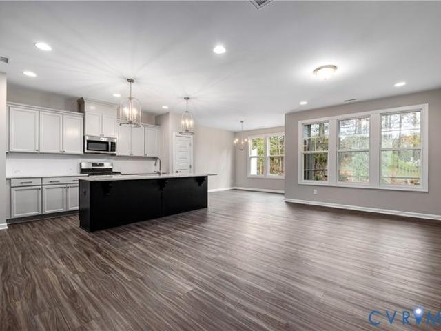 10950 Rushing Rapids Ln, Glen Allen, VA 23059