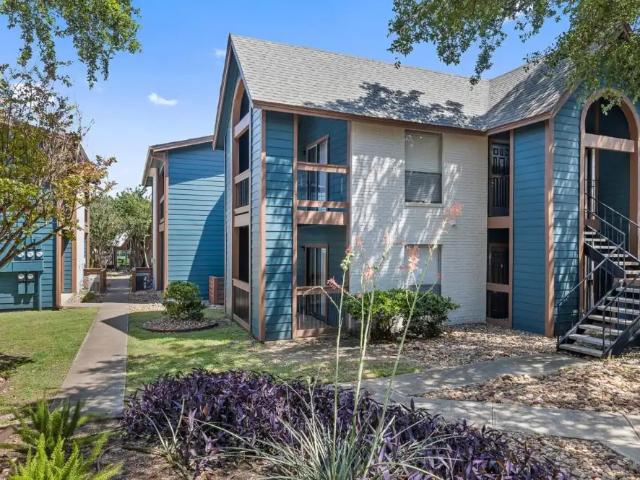 10951 Laureate Dr, Unit 1308, San Antonio, TX 78249 | MLS #29403 | Compass