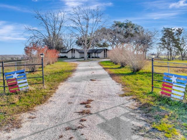 10957 N US Highway 77