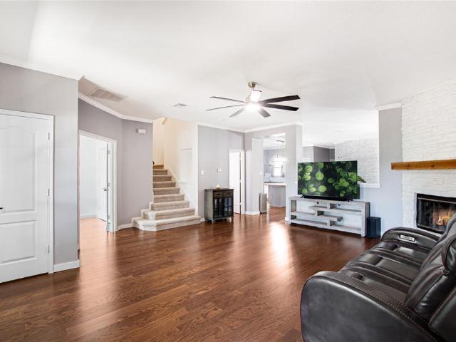10956 Colonial Heights Lane