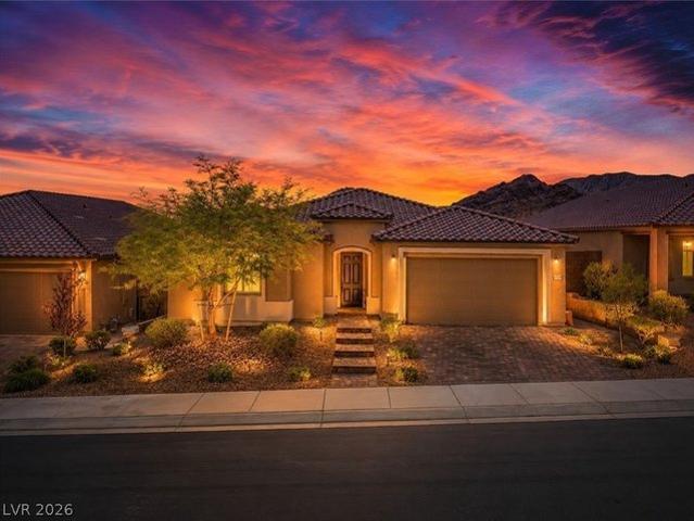 10959 Gardenova Ave, Las Vegas, NV 89166