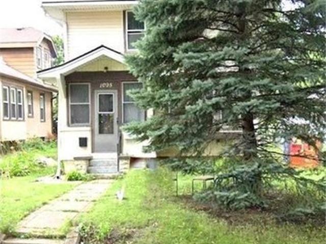 1095 Maryland Ave E, Saint Paul, MN 55106