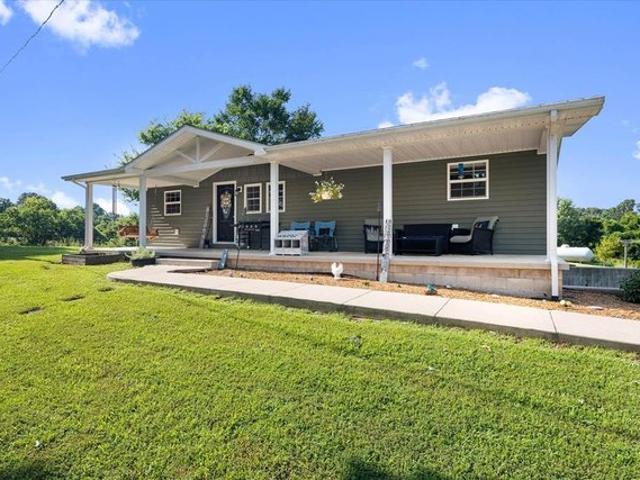 1095 N State Route 723, Marion, KY 42064