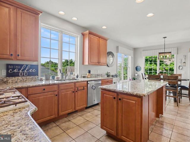 1095 Newbold Lane