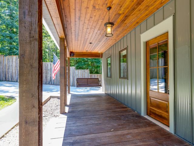 1095 Overlook Trl