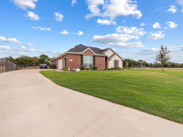 1095 Emilia Dr, Farmersville, TX 75442 | MLS #21098