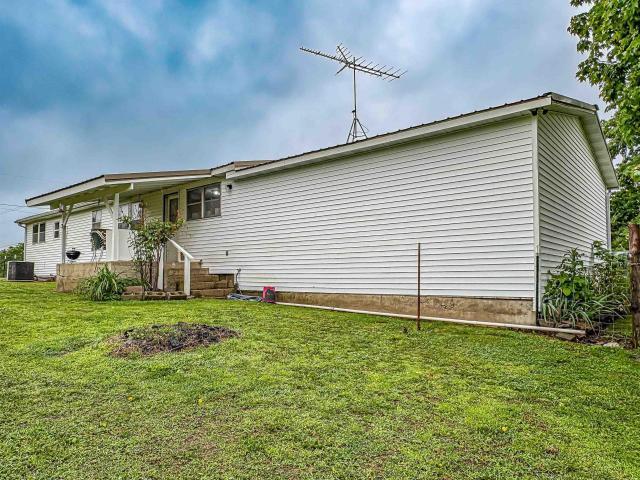 1095 Hwy 235