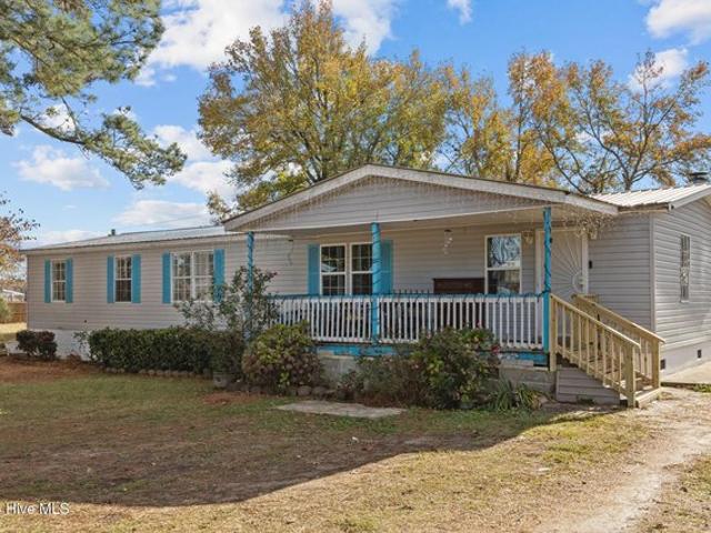 1095 James Rd, Robersonville, NC 27871