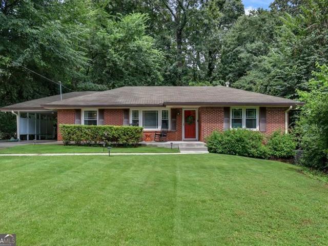 1095 Latham Rd, Decatur, GA 30033