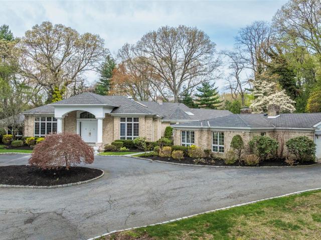 1095 Pine Valley Road