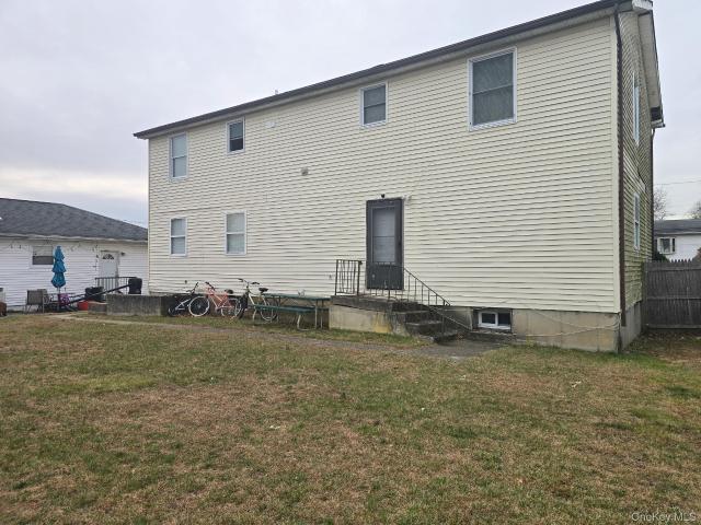 1095 Pinebrook Court