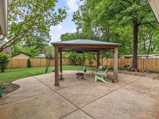 1095 s perkins rd