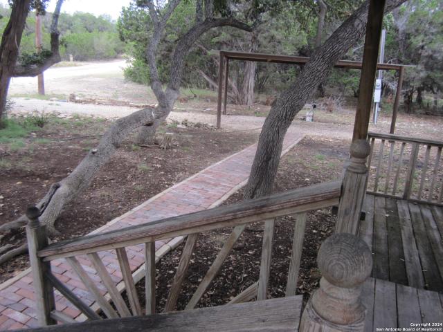 1095 Scenic Dr, Bandera, TX 78003 | MLS #1792