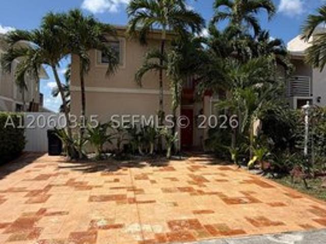 10960 SW 25th St, Miami, FL 33165