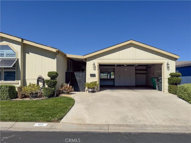 10961 Desert Lawn 433