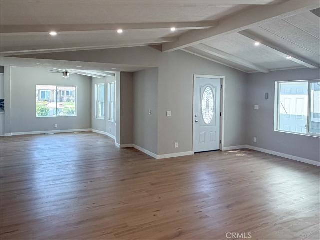 10961 Desert Lawn Drive 26