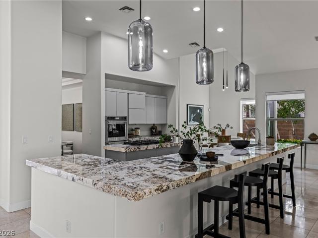 10968 Tranquil Waters Ct, Las Vegas, NV 89135 | MLS #2762