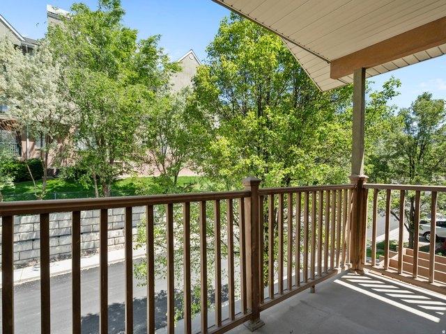 10968 Maple Farms Ln S, South Jordan, UT 84095