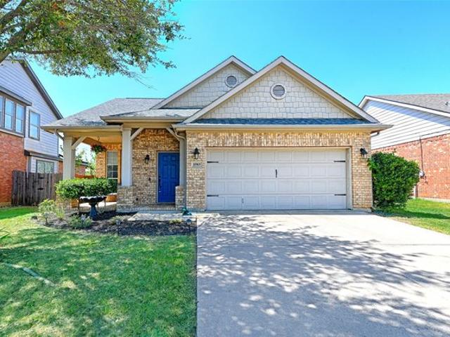 10969 Hawks Landing Rd, Fort Worth, TX 76052