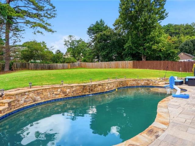 1096 Angel Lane