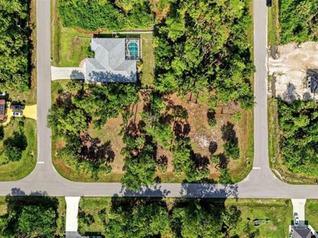 1096 and 1112 Cabot St, Port Charlotte, FL 33953