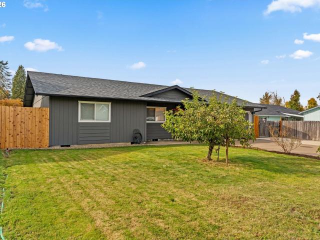 1096 cedar ct