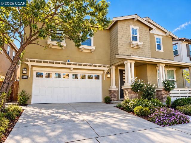 1096 Gardenia Loop