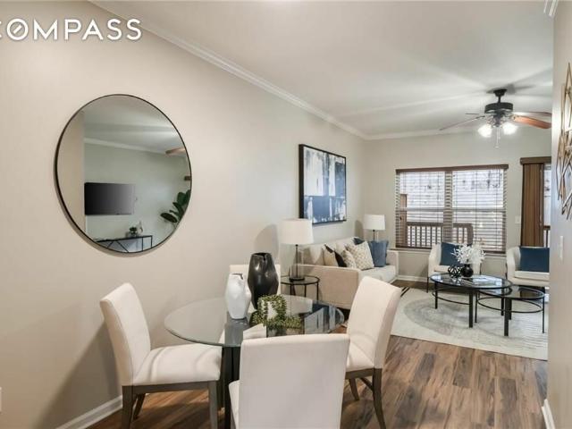 1096 Liberty Pkwy NW, Atlanta, GA