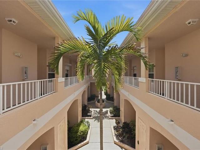 1096 Woodshire Ln Apt C202, Naples, FL 34105