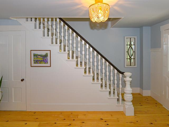 1097 Main Street
