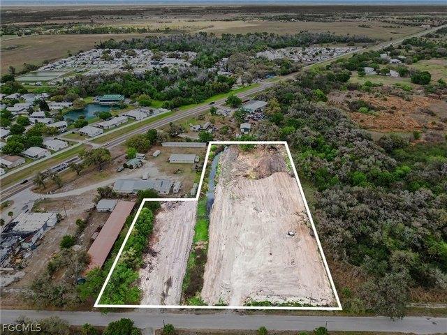 1097 Marshall Field Rd, Labelle, FL 33935