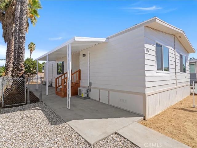 1097 N State, Unit 194, Hemet, CA 92543 | Compass