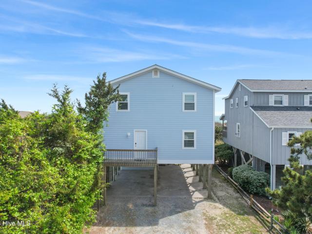 1097 Ocean Boulevard W